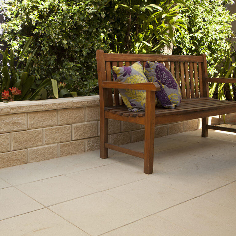 Versawall® Retaining Wall Blocks | DIY Retaining Wall Blocks