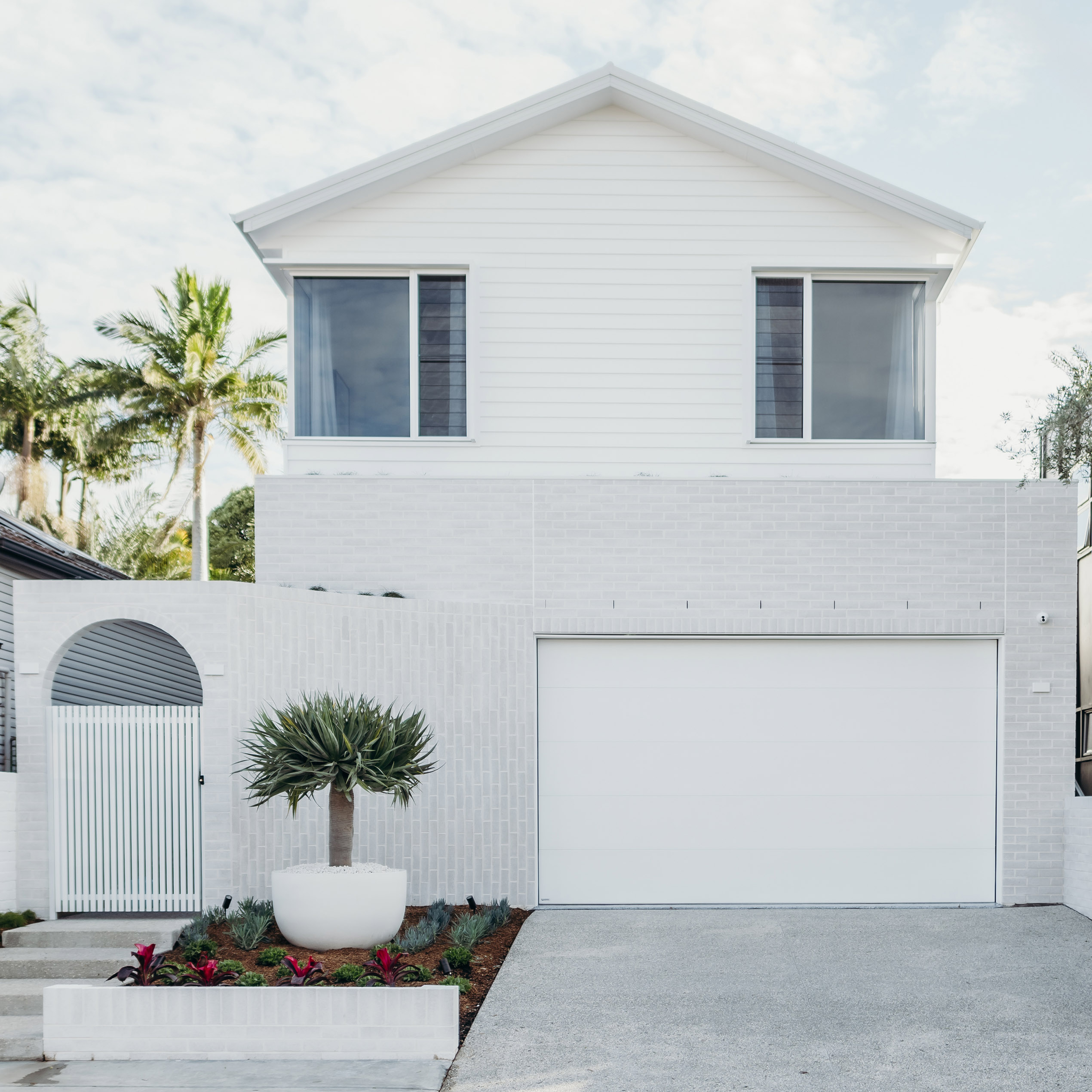 Smooth Premium Bricks - Bricks for the Future Island Block